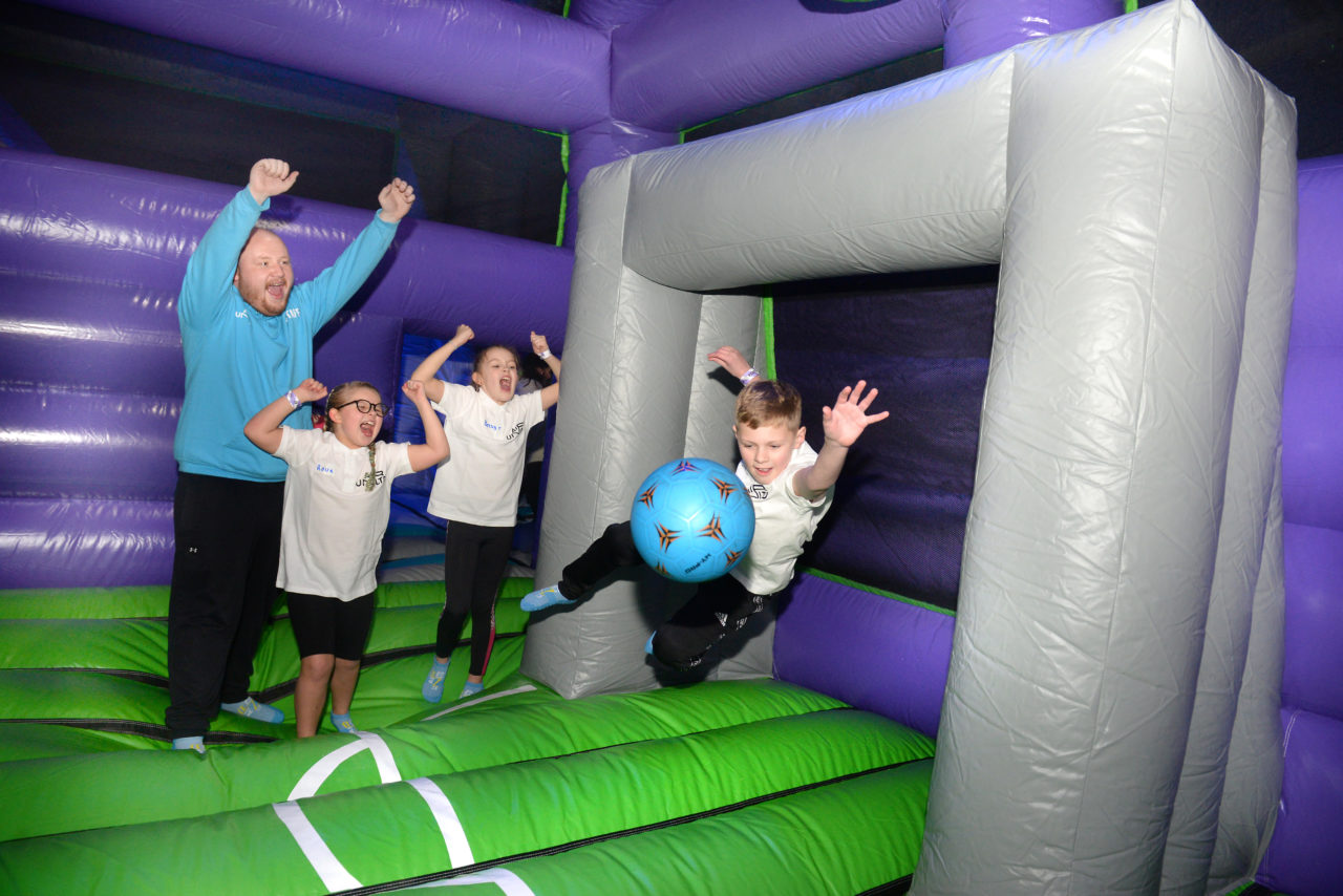 Air Parties › Air Unlimited